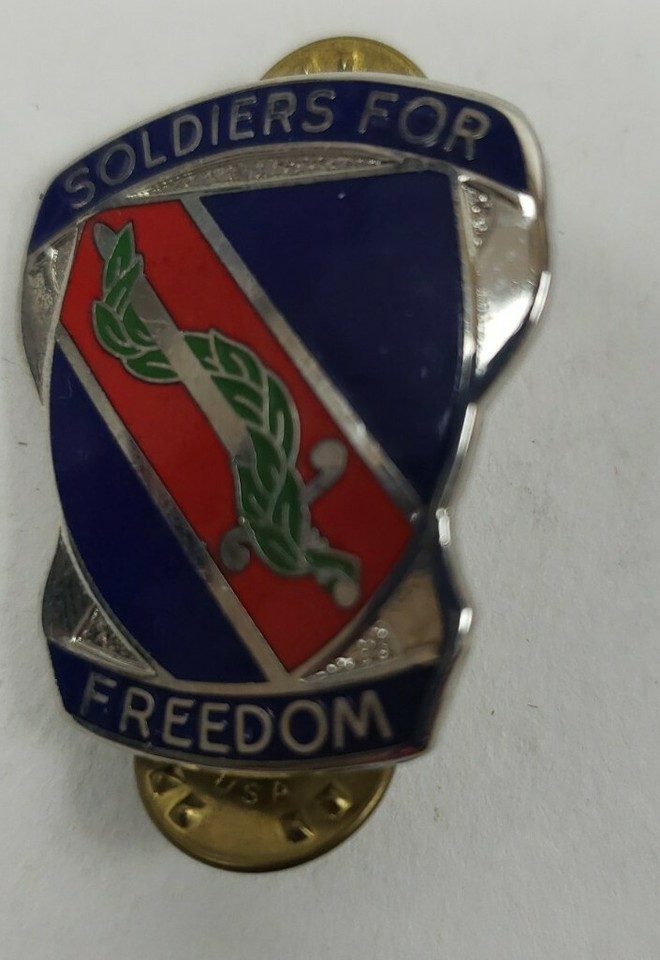 GENUINE U.S. ARMY CREST: Soldier For Freedom Pin | eBay