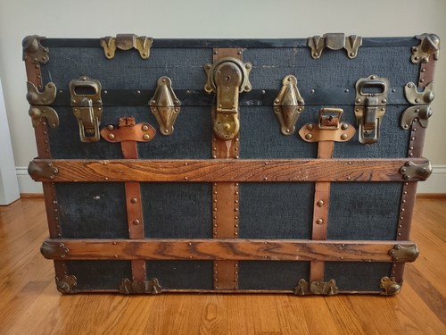 Vintage Belber Traveling Trunk with original inserts. | eBay