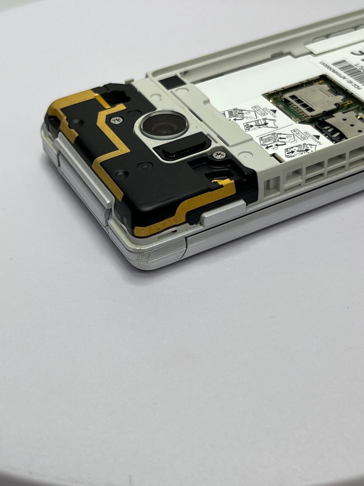 SHARP AQUOS Keitai 2 601SH Softbank White Unlocked SIM Free FLIP PHONE ...