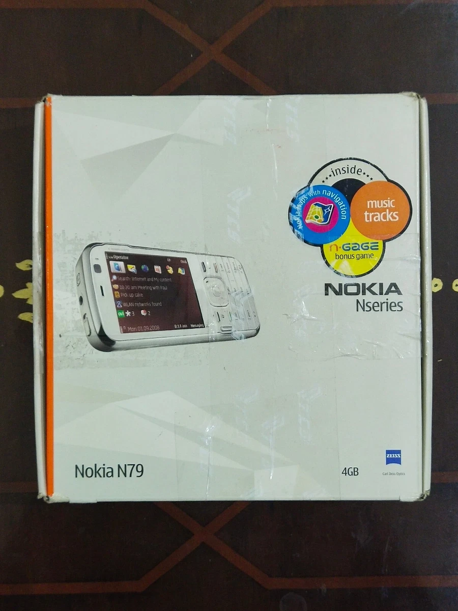 Nokia Xl White On Hand