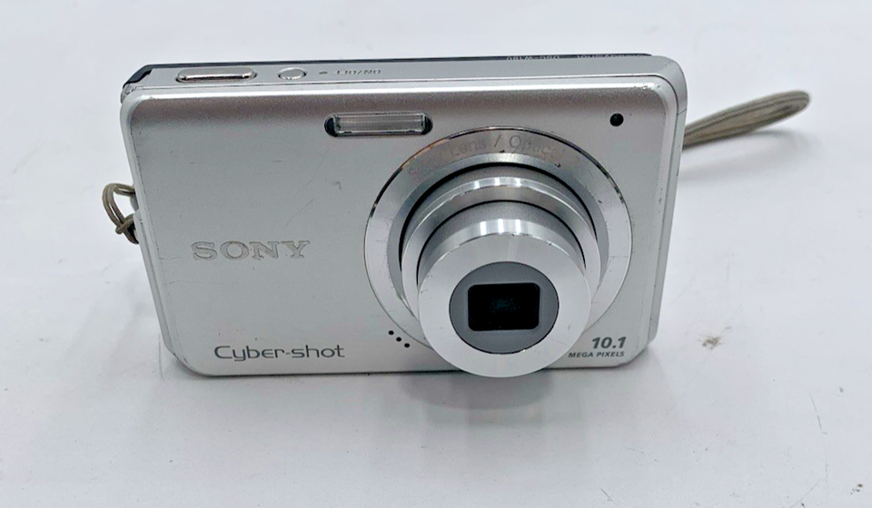 Sony CyberShot DSC-W180 10.1mp 3x Optical Zoom Sliver Digital Camera C ...