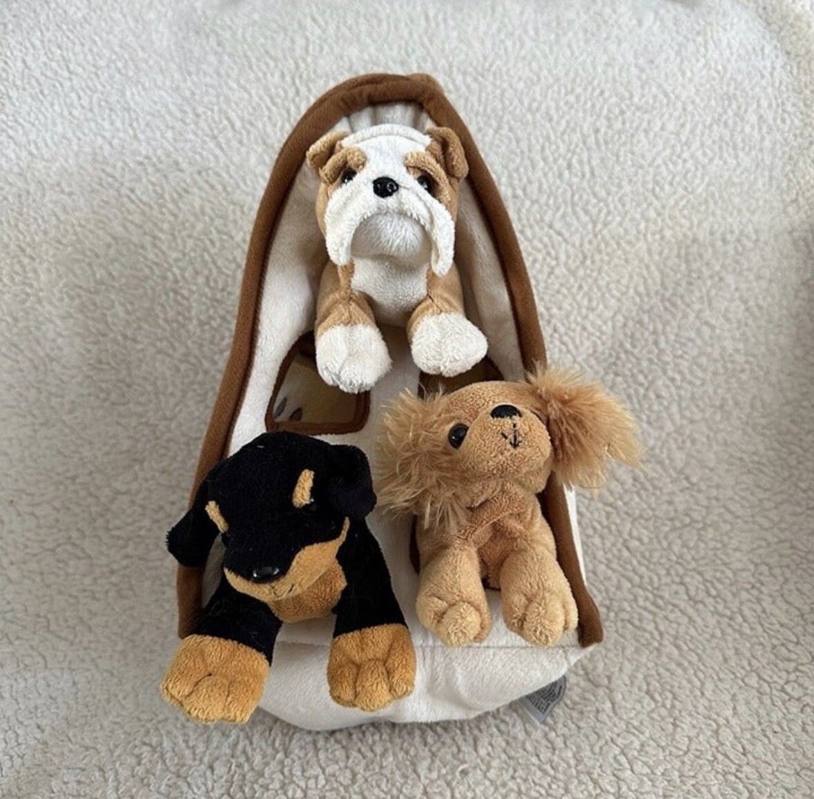 Unipak Soft Carrying Case 3 Puppy Dogs 5 Slot Travel Bag Plush Stuffed ...