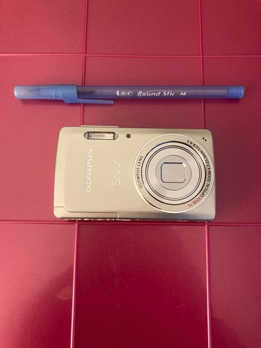 Olympus Stylus-5010-14 MP-Digital Camera-SD Card & Charger-Tested Mint ...