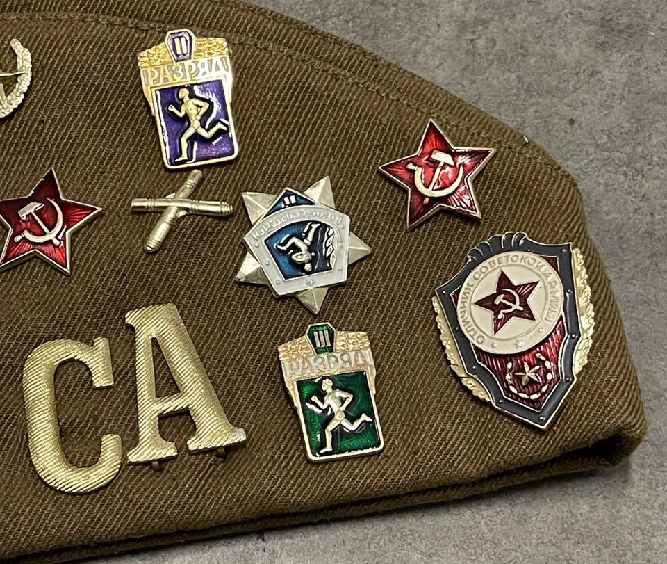 Men’s Russia CCCP Military Militaría War Hat 3 Patches 21 Pins 1974 | eBay