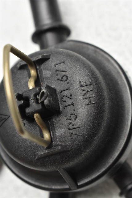 2010-2016 Porsche Panamera Turbo Air Cooling Bleeder Valve 97010644900 ...