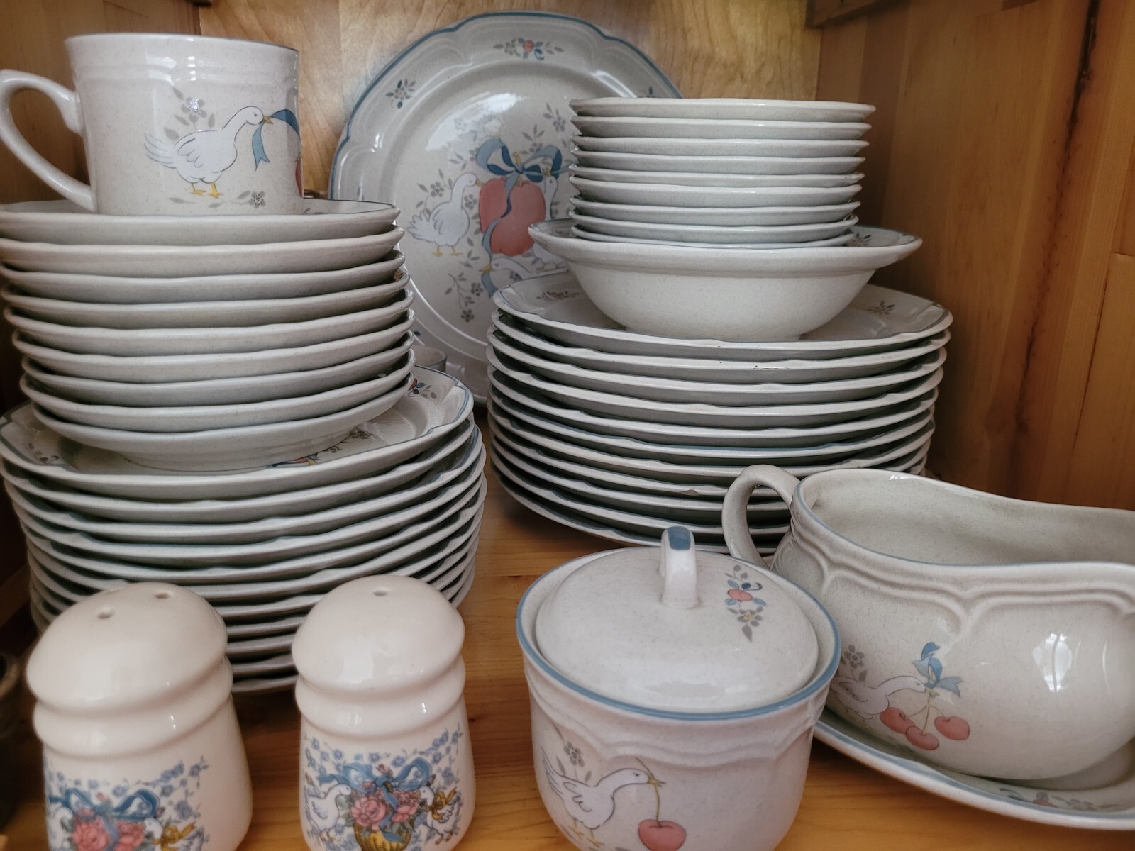 Vintage Goose dinnerware set for 9 | eBay