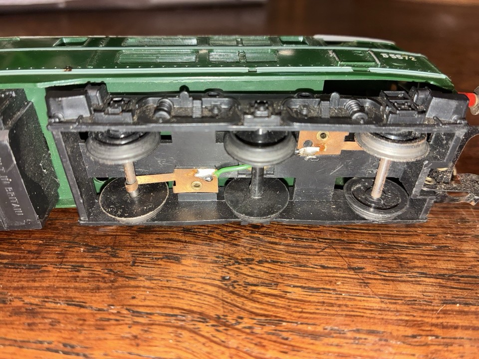 Tri-Ang Vintage OO Gauge Class 31 Diesel Locomotive In BR Green | eBay UK