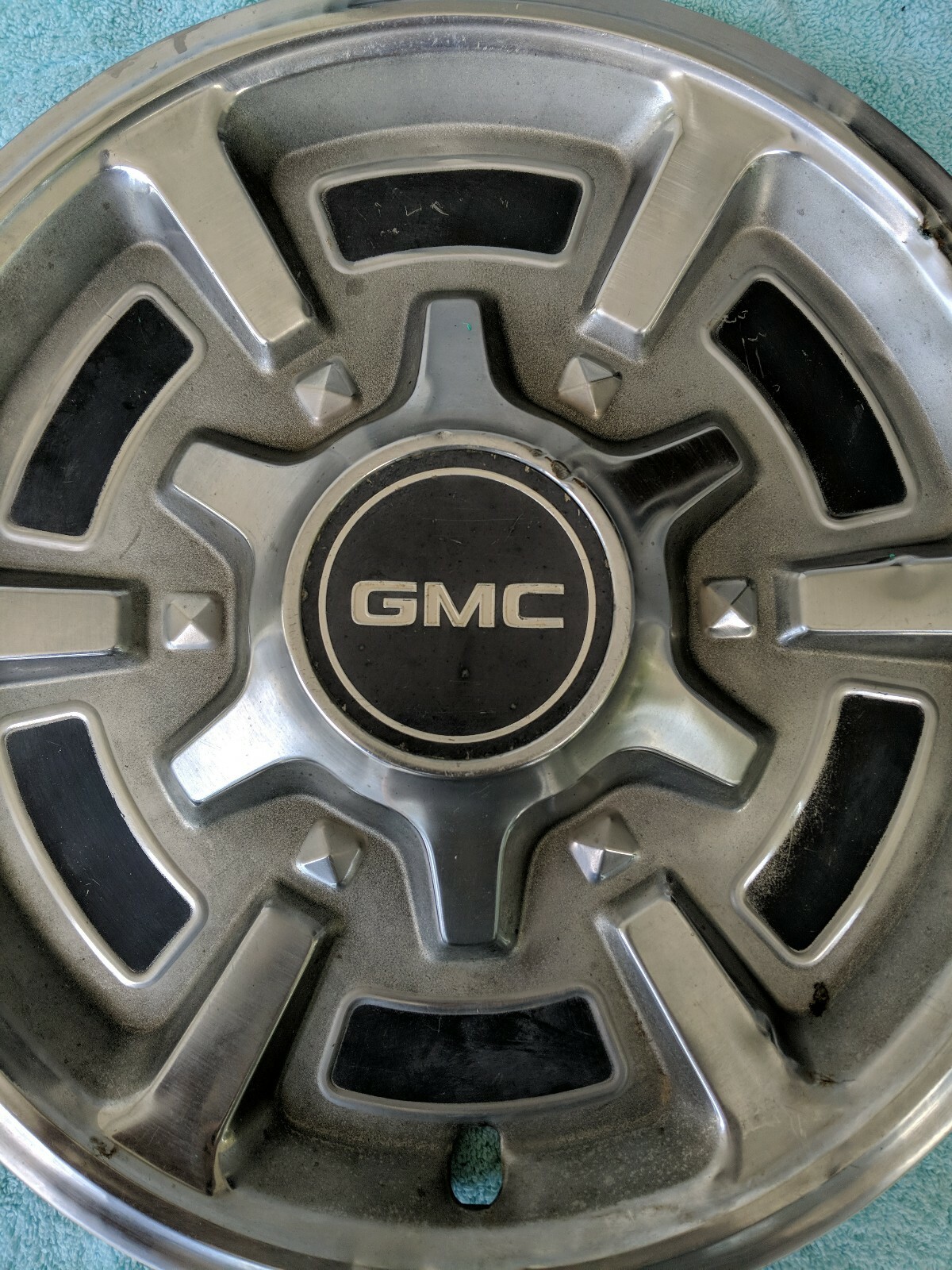 1974-1985 GMC Pickup Truck Hubcap 15" Wheel Cover 1/2 ton C10 | eBay