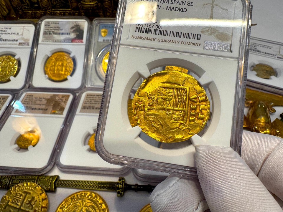 SPAIN MADRID *RARE* 1631-37 "BRUTE" 8 ESCUDOS NGC 55 PIRATE GOLD COINS ...