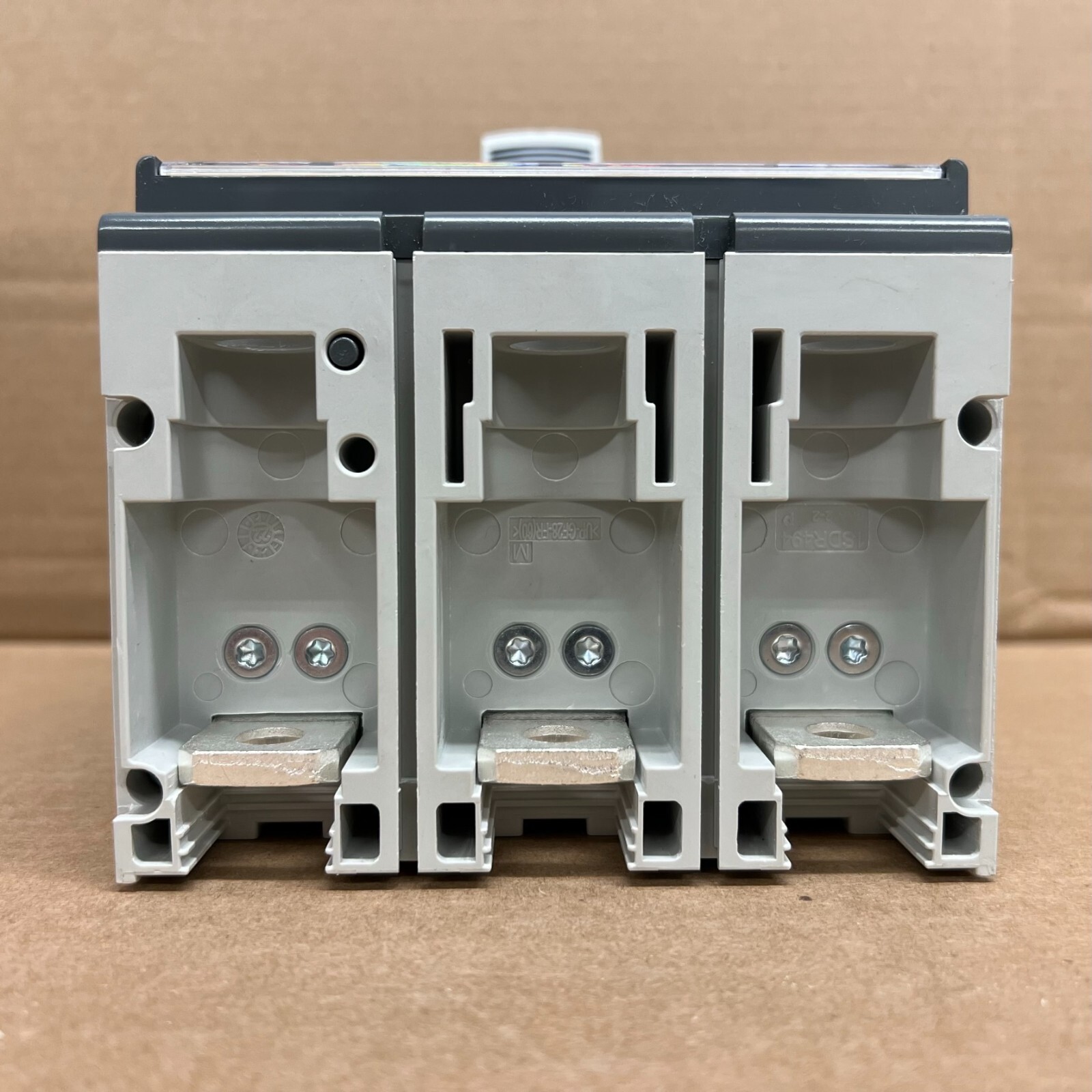 NEW ABB SACE Tmax XT5H 600 3 Pole 600 Amp 600v EKIP LSI Circuit Breaker ...