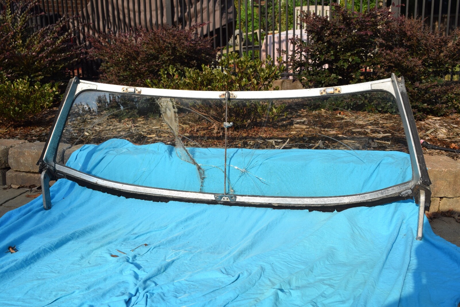 Windshield Frame and Pillars Austin Healey Sprite MKIII, Midget MKII or ...