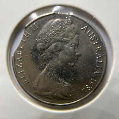 1981 20 Cent Coin - Double Clipped Rim Bite - Error Very Rare in ...