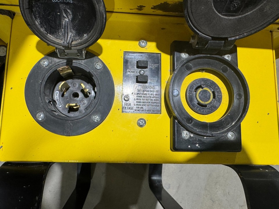 Southwire 01960-3R02 50A Xtreme Box/Spider Box/Distribution Box for ...
