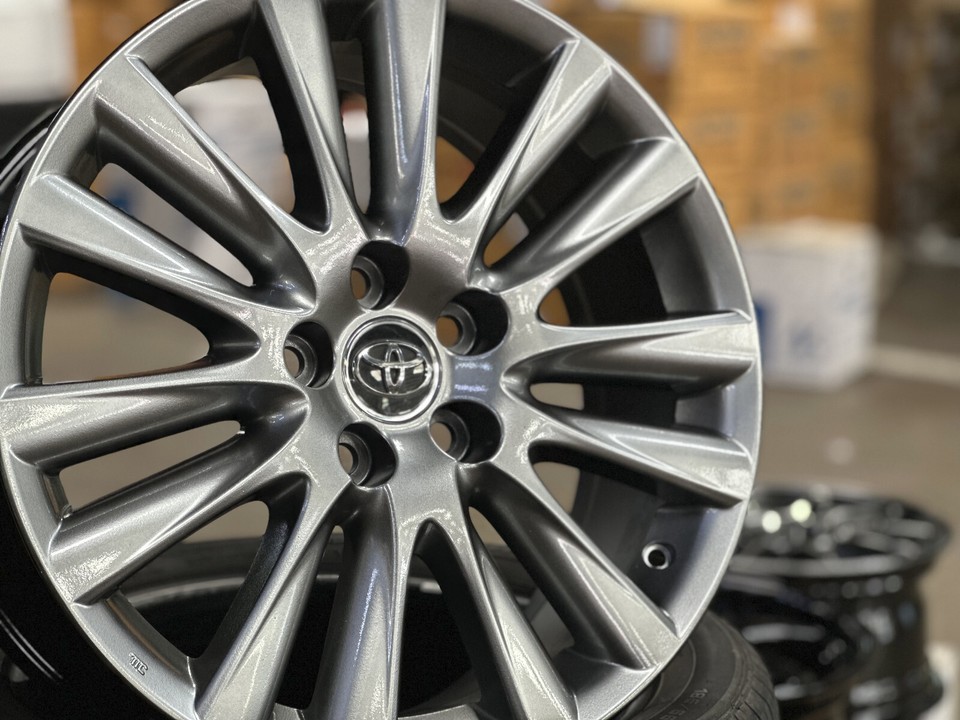 Used Genuine 18x7.5 TOYOTA Harrier 5x114.3 (4 Wheel) fit Camry Estima ...