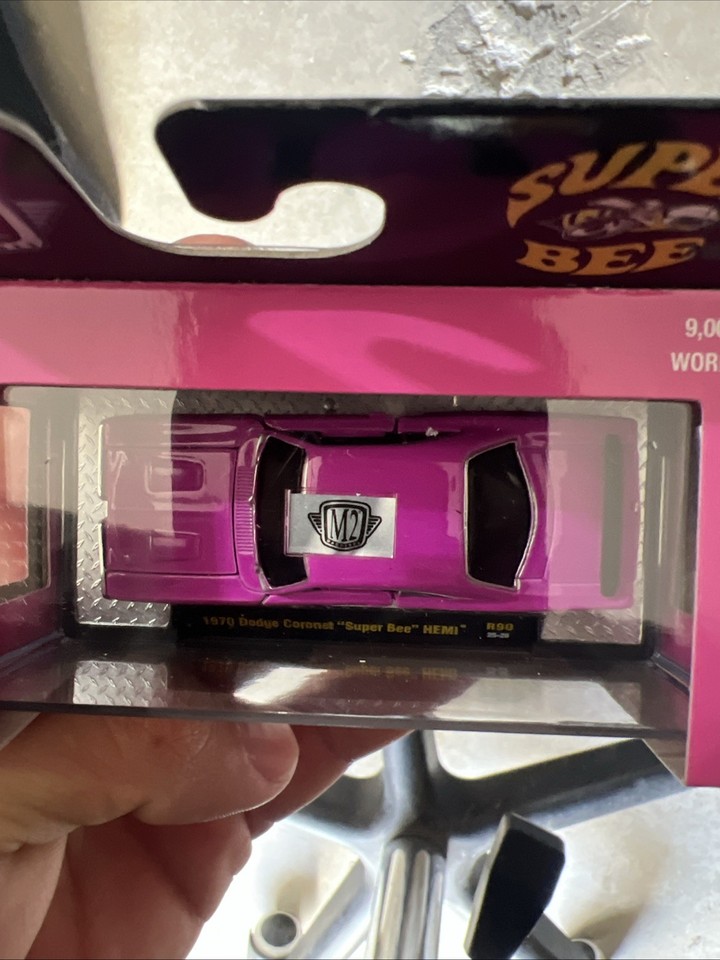 M2 Machines Detroit Muscle Series 90 : 1970 Dodge Coronet "Super Bee ...