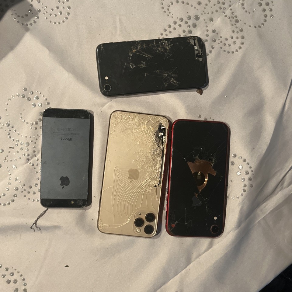 Broken iPhones for Parts Repair Lot Apple iPhone sold separate | eBay