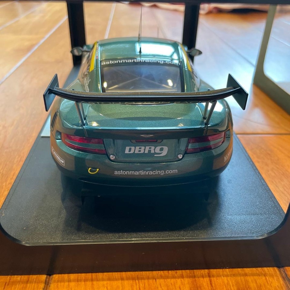 AUTOart Aston Martin Racing DBR9 Limited Edition 1/18 Scale Model Car ...