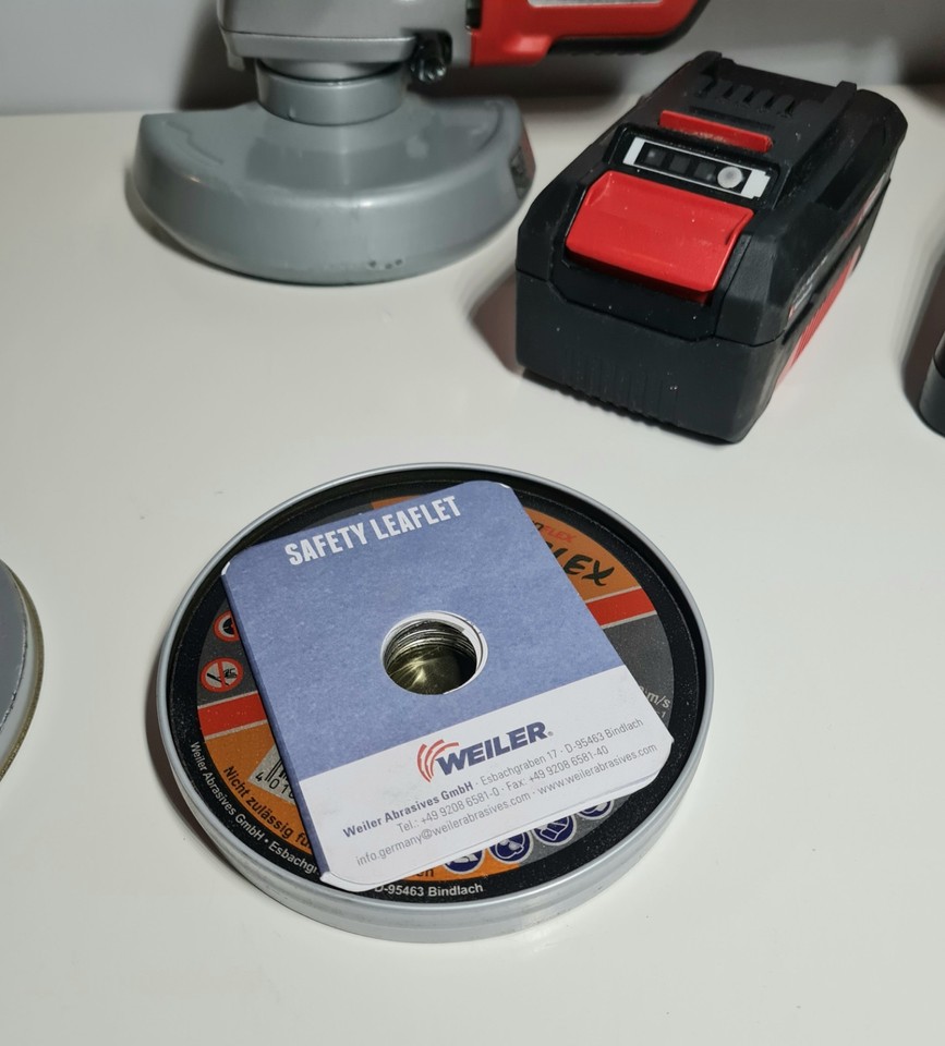 Einhell Power Akku-Winkelschleifer AXXIO 18/125 + 4 Ah Akku ...