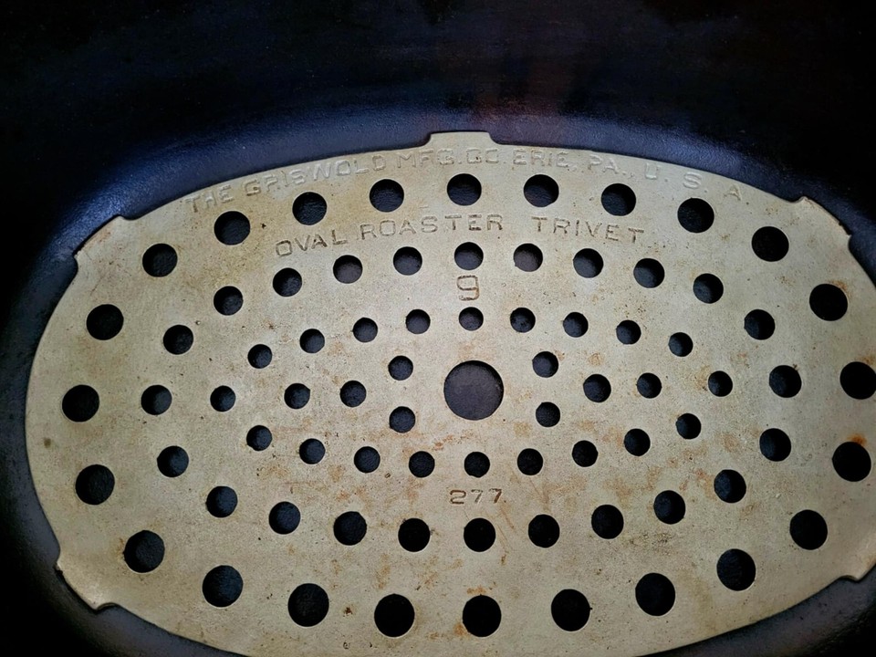 Huge Griswold No. 9 Cast Iron Oval Roaster Dutch Oven 649 & 650A Lid ...