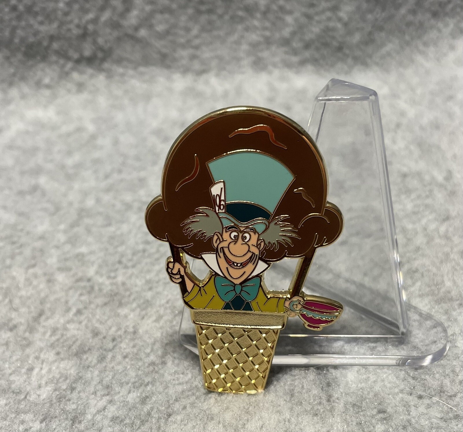 MAD HATTER BALLOON PIN Disney Alice In Wonderland Ice Cream Hot Air | eBay