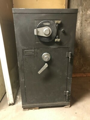 Safes & Still Banks - Diebold Antique Safe