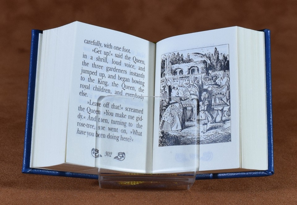 MINIATURE BOOK Alice´s Adventures in Wonderland | eBay