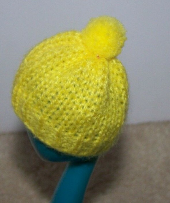 Skipper Yellow Knit Hat Tam W/Pom Pon 1970 Side Lights Junior Fashions ...