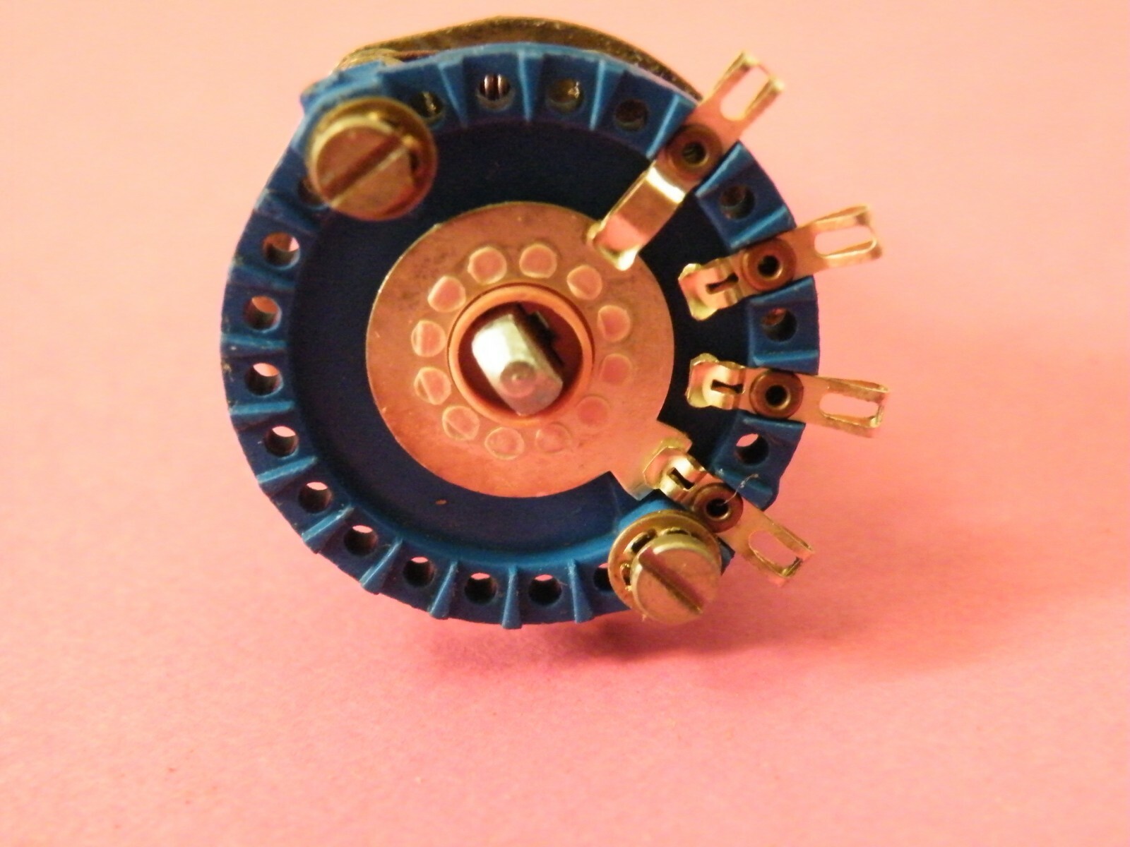 NSF Mini Maka Rotary Switch 1P 3W Shaft dia 6.3mm 1/4" x28mm Long 28g ...