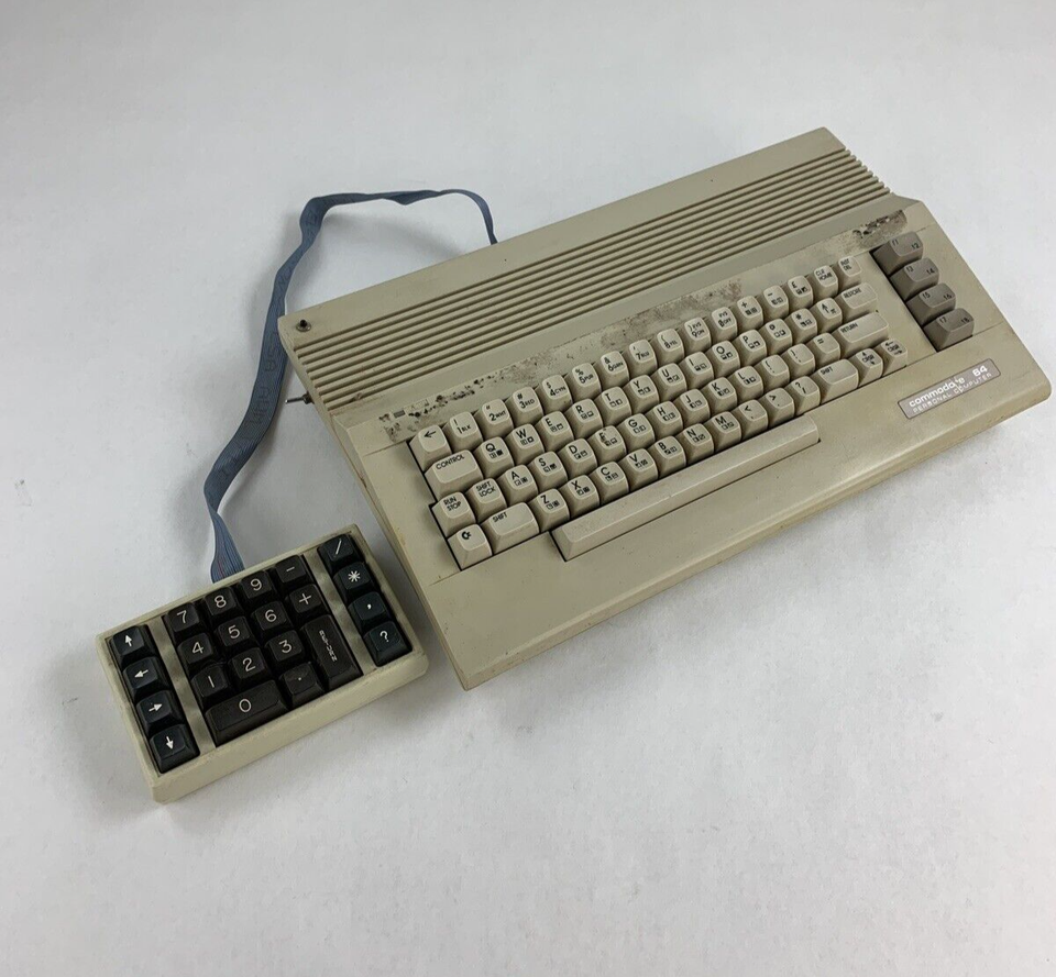 Commodore 64 64C Computer System Boots w/PSU, NKP Deluxe Keypad, and Manuals | eBay