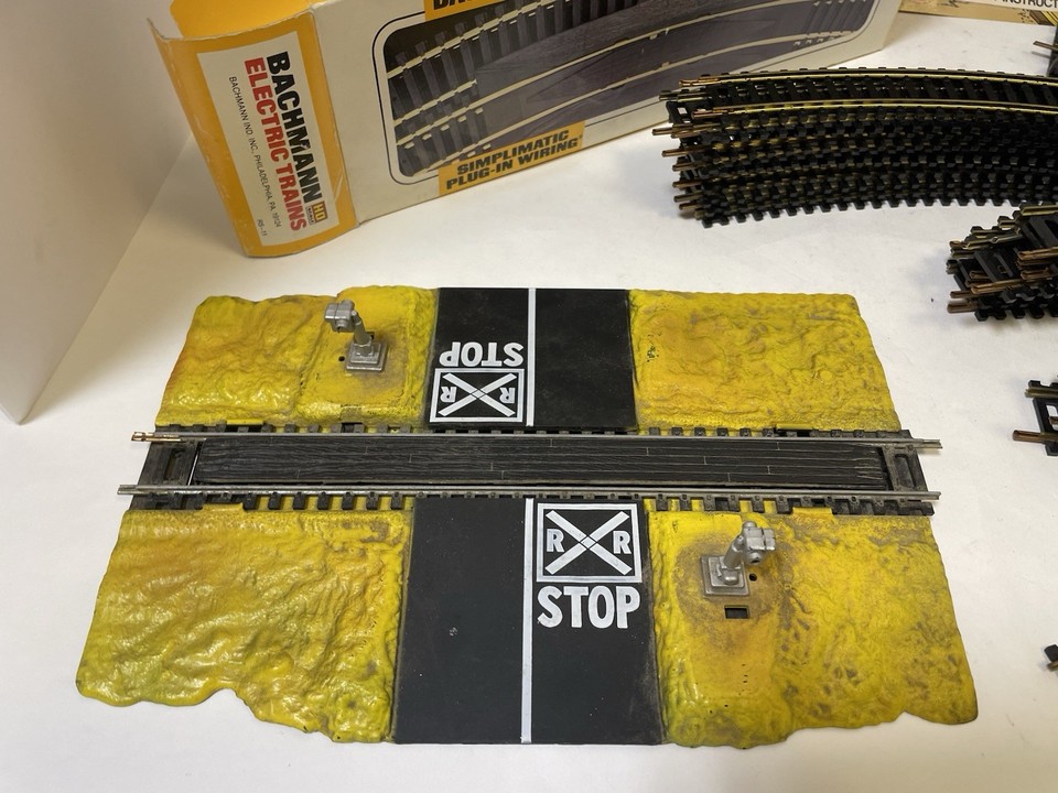 Bachmann Track HO Scale Lot 19 Curved 5 Straight Dual Crossing Gate ...