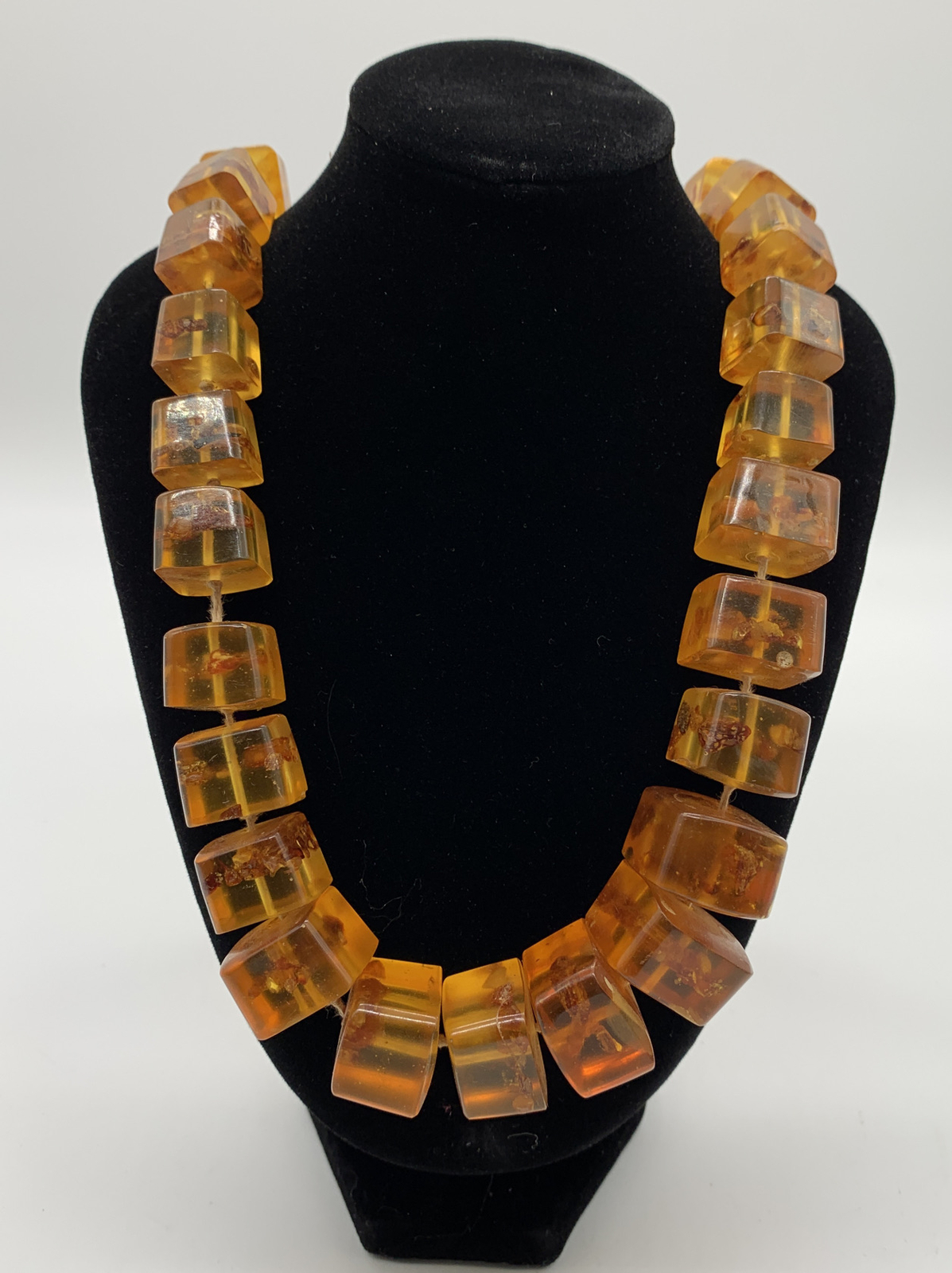 Vintage 30” Natural Amber Graduated Square Necklace S… - Gem