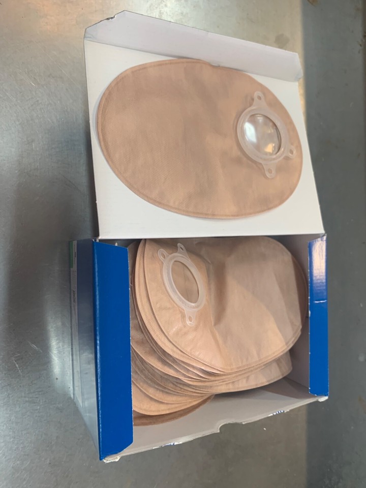 1 Box / ConvaTec 421680 Ostomy bags 1 - 3/4 inch (45 )mm) 30 count box ...