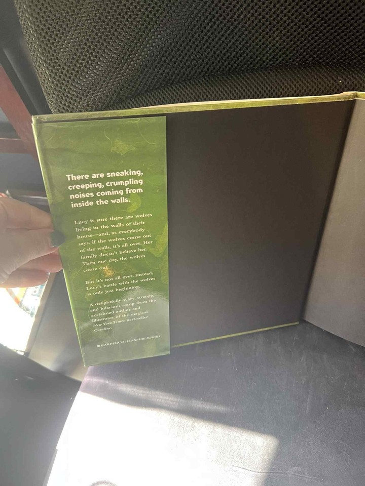 The Wolves in the Walls - 038097827X, hardcover, Neil Gaiman ...