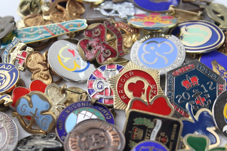 Pin Badges Lapel Pins Assorted Vintage Enamel Inc Girl Guides Boy ...