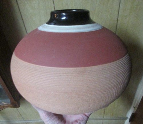 Vintage 1983 Renee Margolin Incised Art Pottery Vase, Vessel-Signed ...