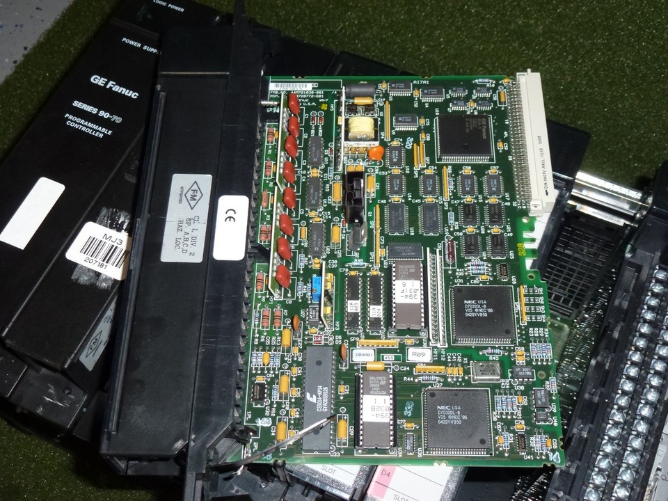 GE Fanuc Series 90-70PLC w/ Proc. IC697CPU782-JE and Xycom XVME-531 ...