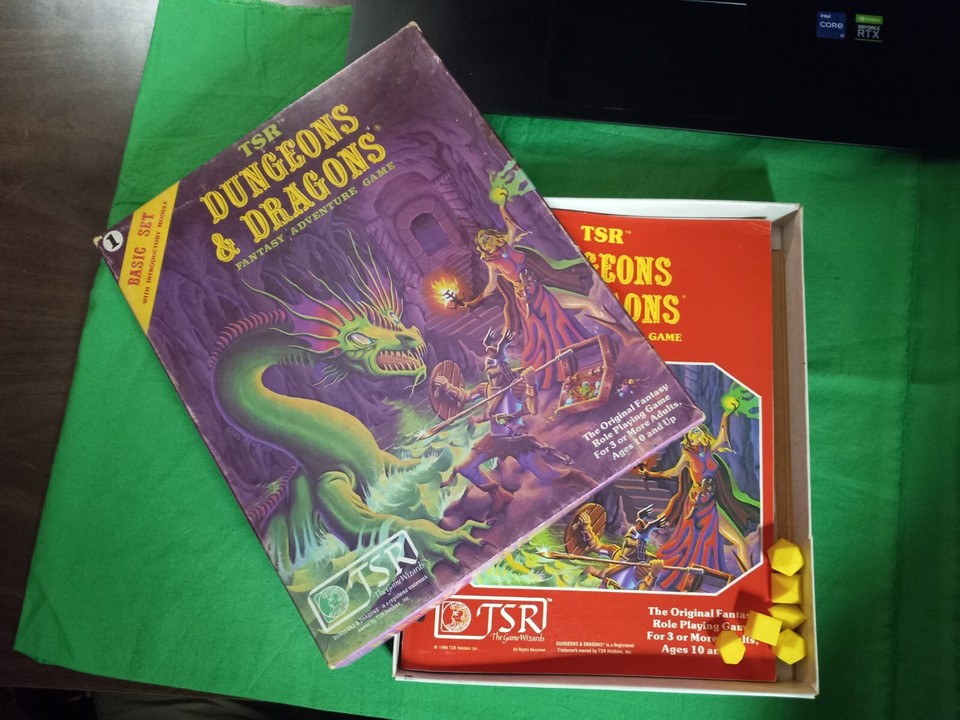 D&D Basic Set Box - Dungeons & Dragons Box Set w/ Basic Rules & Module ...