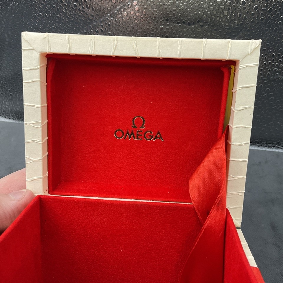 LADIES OMEGA CONSTELLATION WATCH BOX SEE PICTURES | eBay
