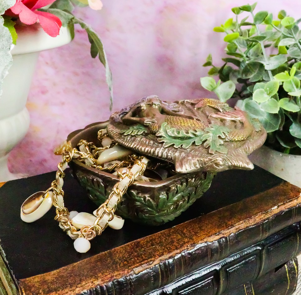 Beautiful Ocean Siren Mermaid With Starfish Shell Shaped Jewelry Box ...