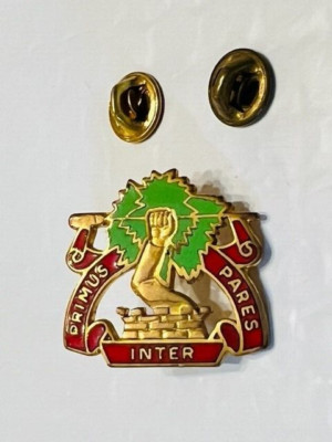 US Military DUI Insignia Pin - 1st Air Defense Artillery - Primus Inter ...