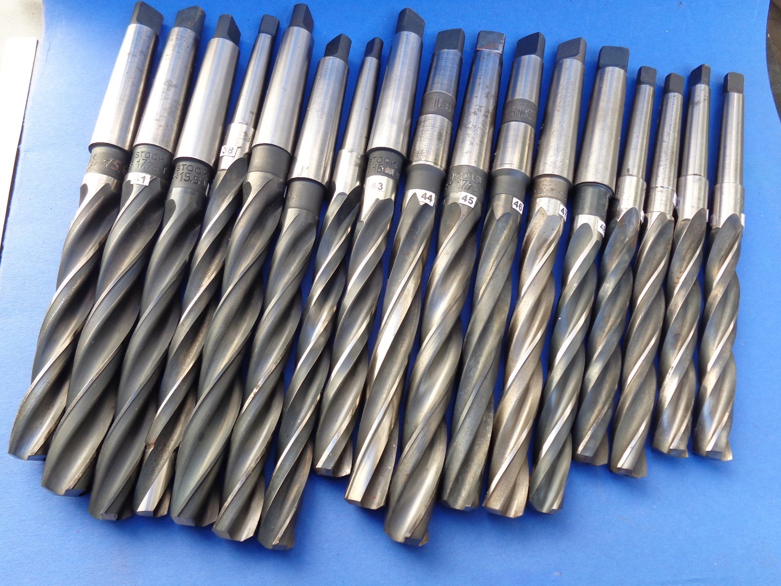 Bohrer Aufbohrer Dreischneider Ø 21,7 bis Ø 45 HSS Stock Gühring May ...