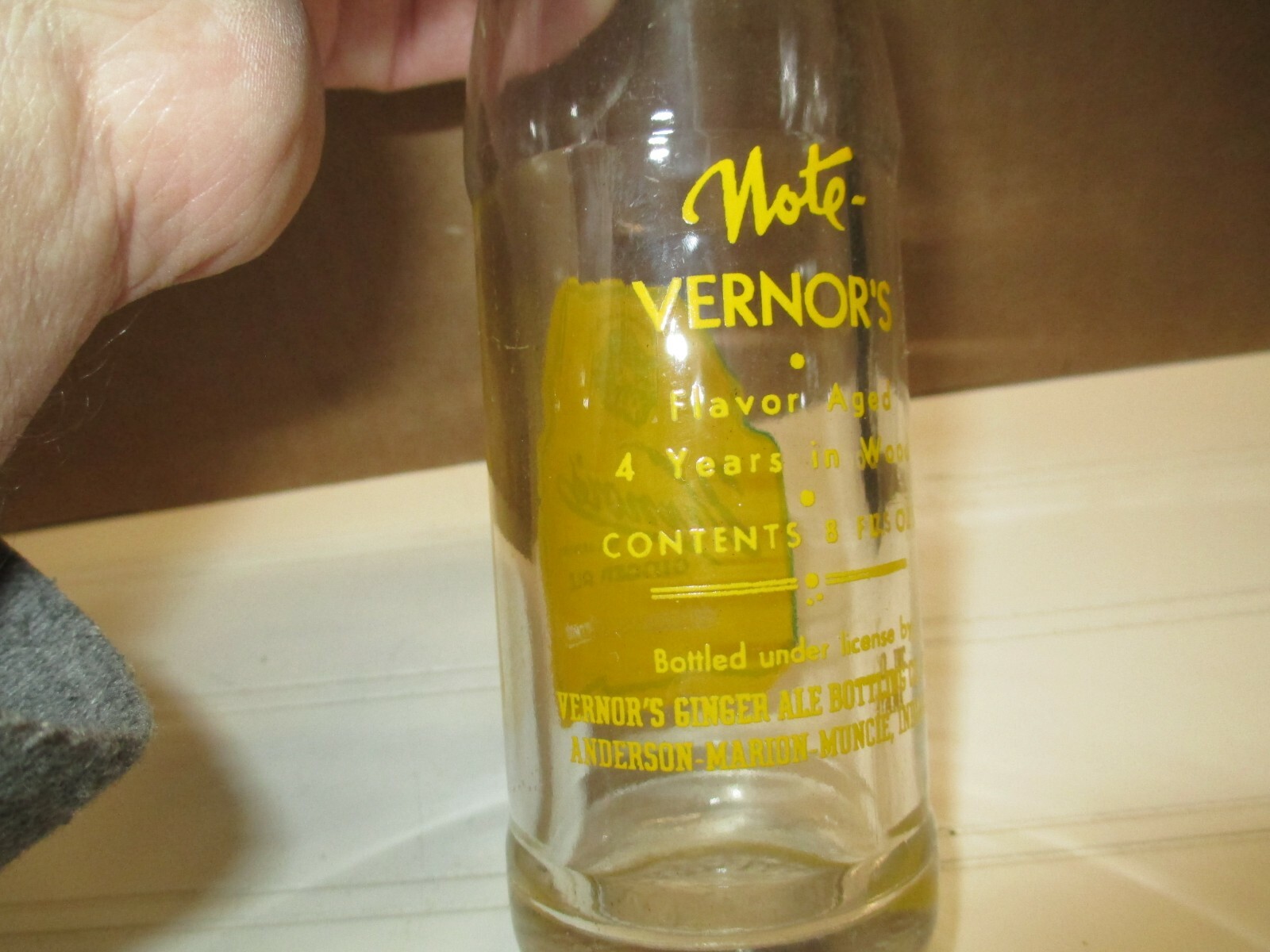 VERNOR'S GINGER ALE YELLOW LABEL BOTTLE 8 3/4" TALL | eBay