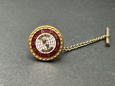 URCL & PW Union Lapel Pin Bastian Rubber Cork Linoleum Plastic Workers ...