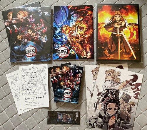 Demon Slayer: Kimetsu No Yaiba Mugen Train Edition Rengoku Kyojuro Art ...