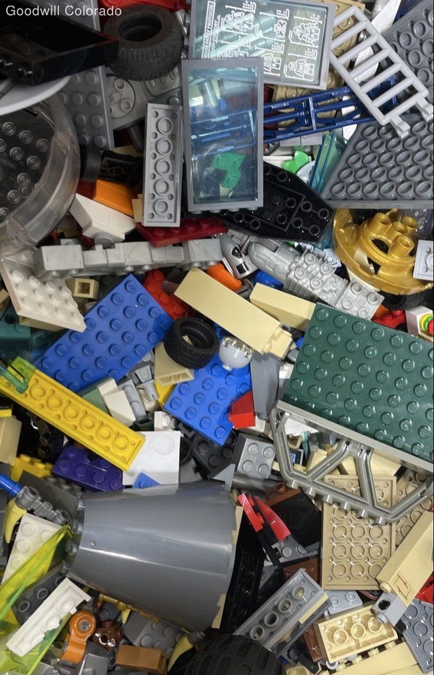 9.1lbs of Assorted Building Blocks | eBay