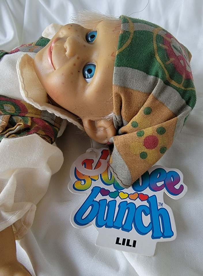 Gloobee Bunch Doll LILI and BAILEY by JAXXS INC. Toy Expressions new ...