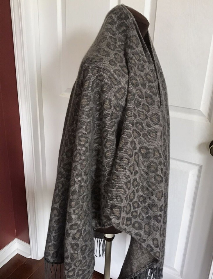 Woolrich Blanket Shawl Wrap Gray Animal Print One Size | eBay