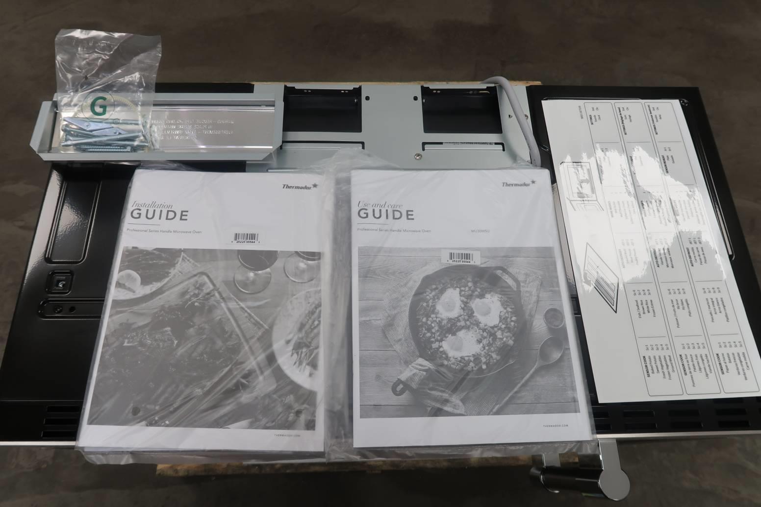 Thermador 30" 2.1 Sensor Cooking SS Professional Series Microwave Oven ...