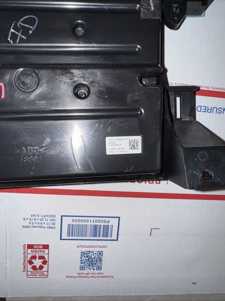 2014 - 2019 Ford Taurus Radio Face Climate Contr Panel DG1T-18A802-EM ...