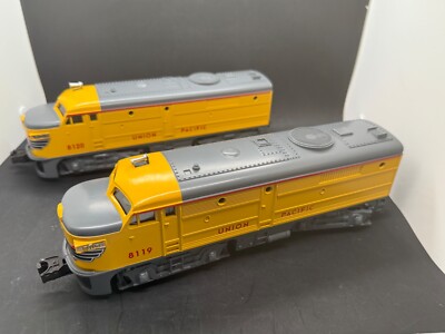 Lionel, 2 Union Pacific yellow engine 8119 /8120 in original box | eBay